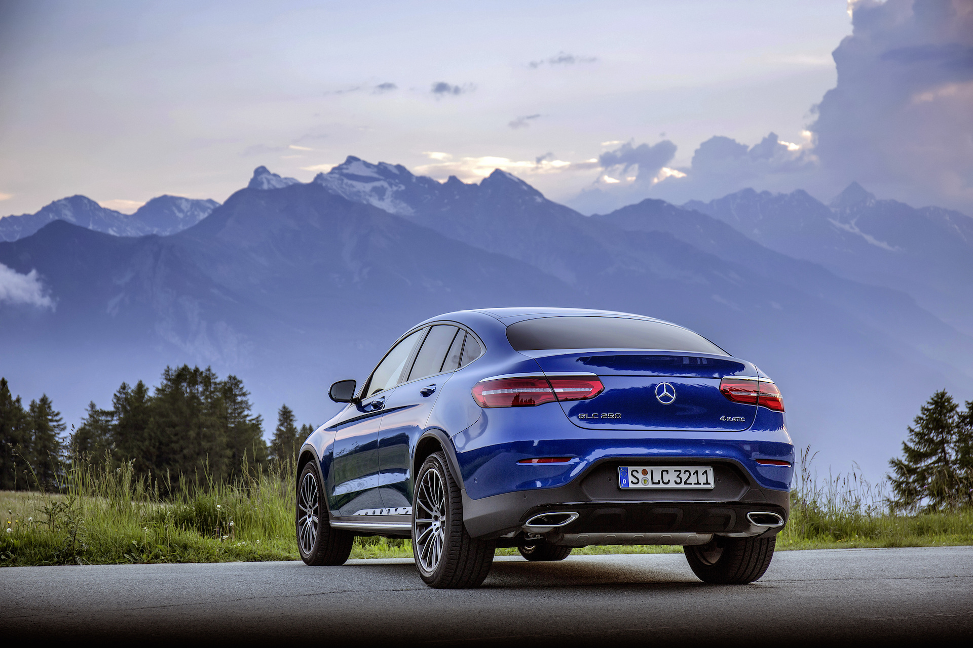 Mercedes-Benz GLC Coupé 350e 4MATIC + Infografía