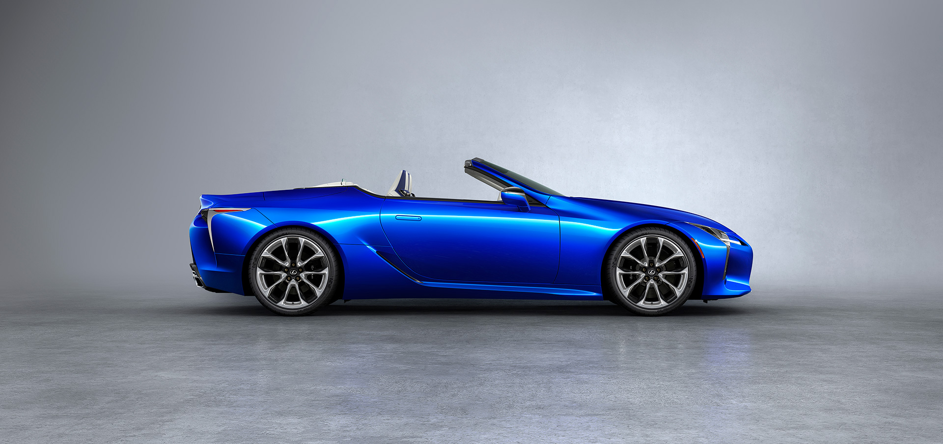 Lexus LC500 Convertible: Una deportiva manera de mirar al cielo